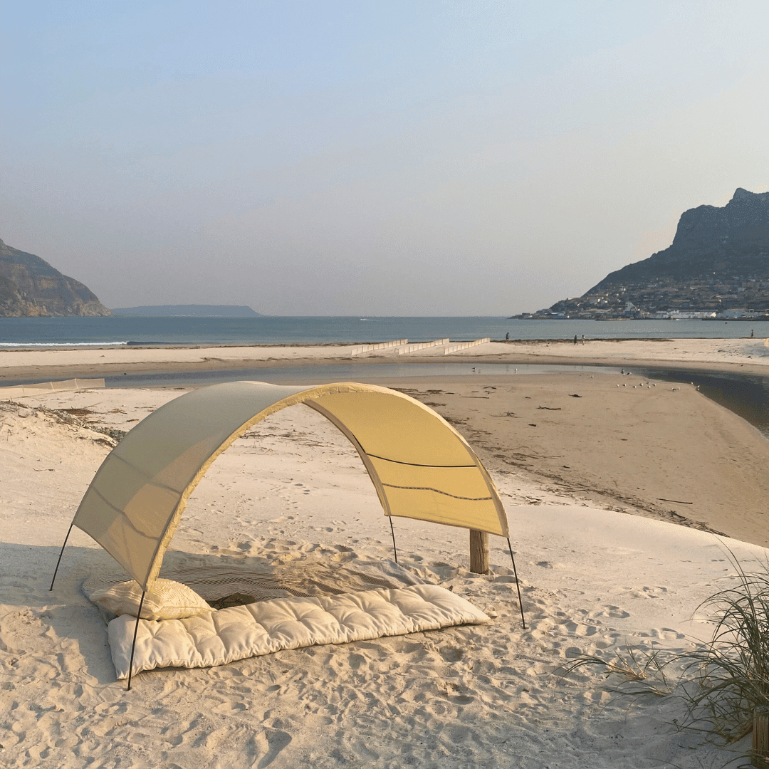 Luck + Lemons | Windproof portable shade | Cabana's and sunshelters